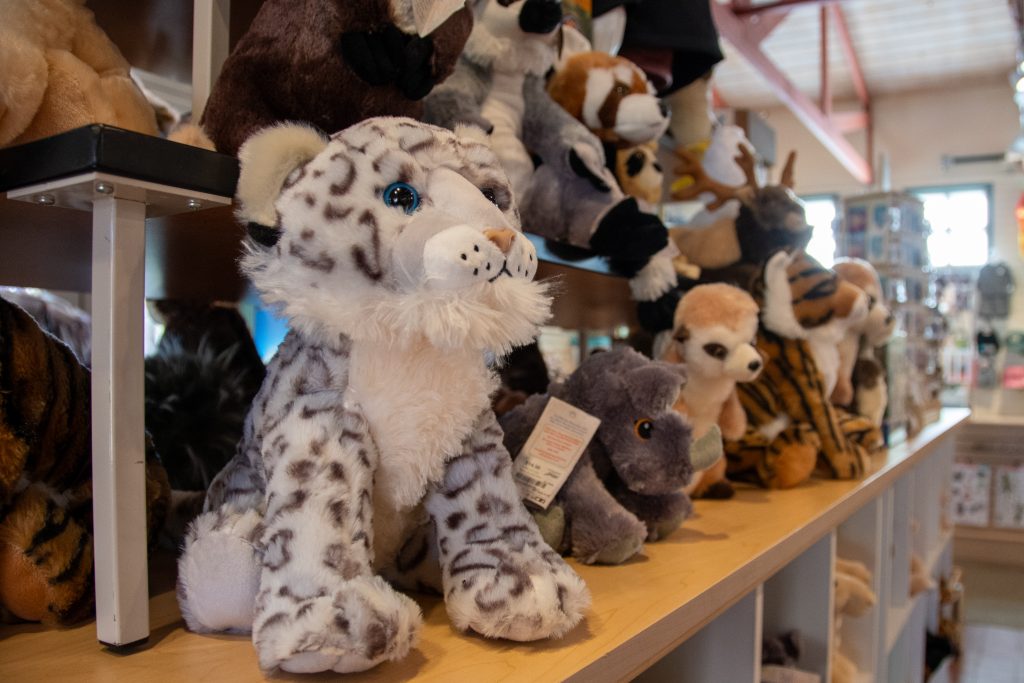 Potter Park Zoo Holiday Gift Guide: Gifts with a Purpose! | Potter Park Zoo