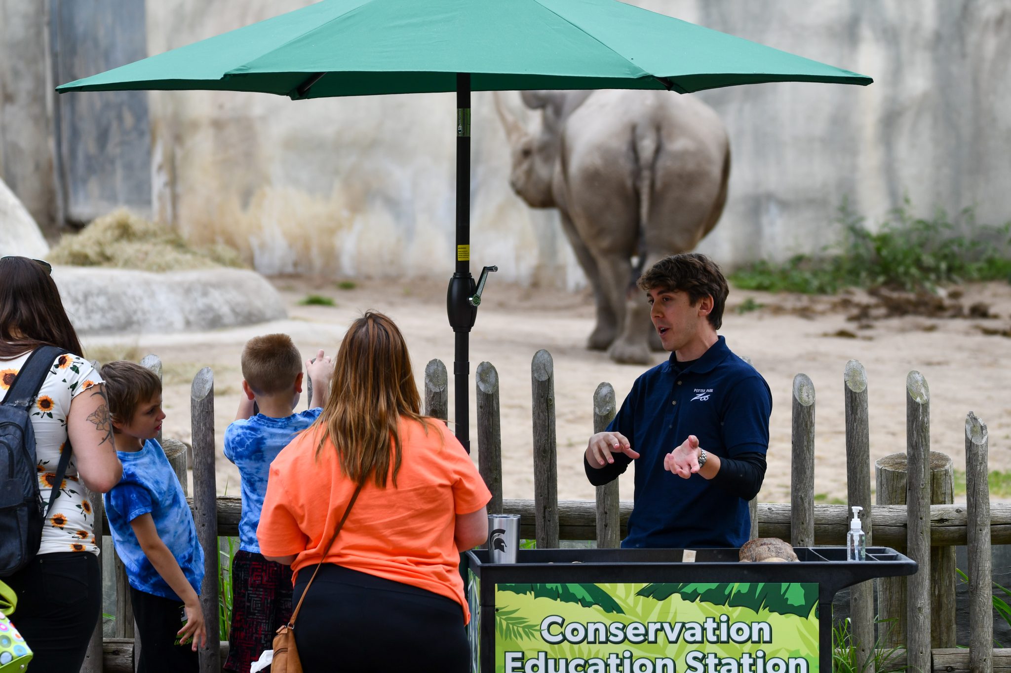 College Conservation Ambassador | Potter Park Zoo